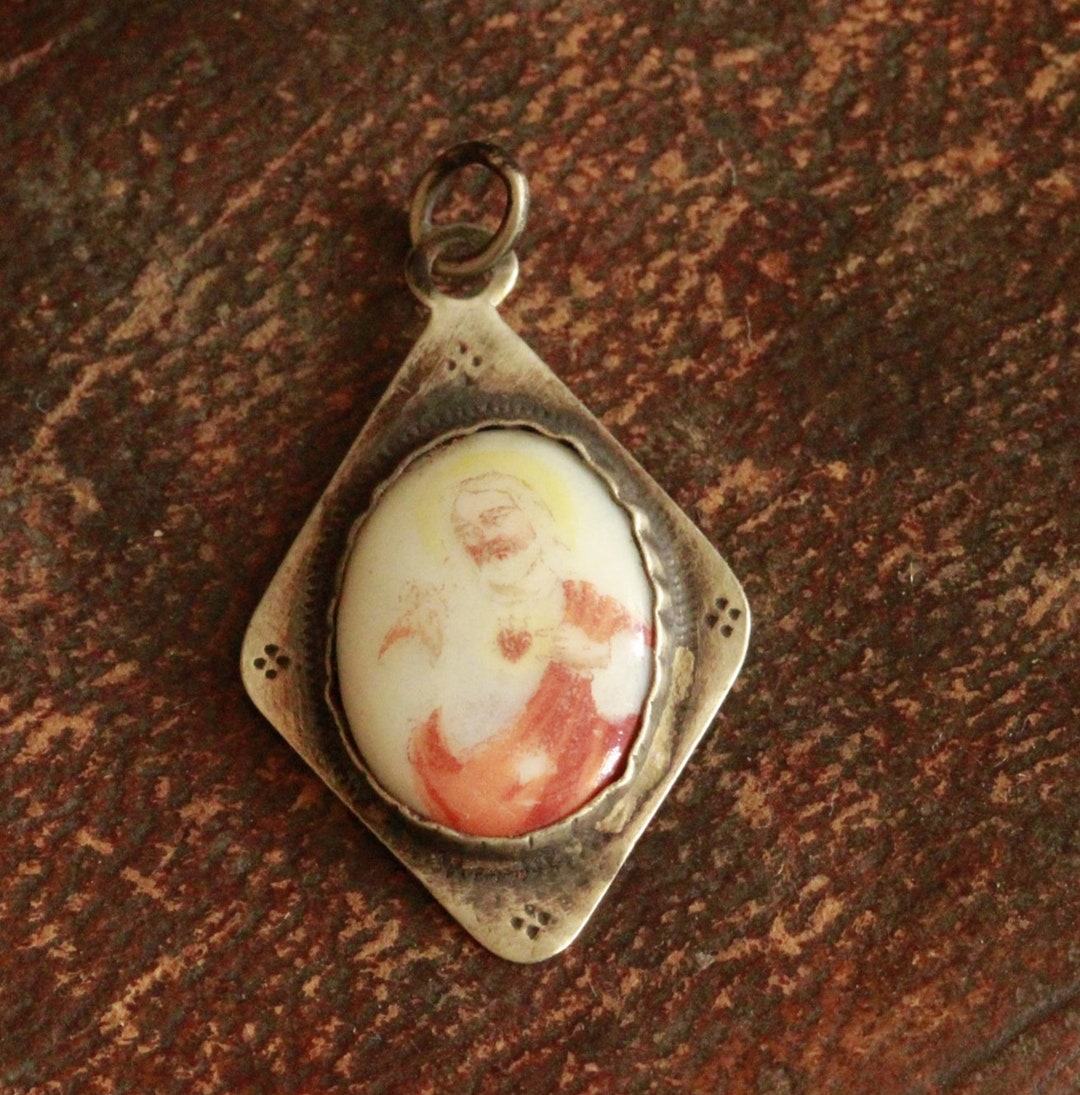 Rare Jésus Christ Medal - Etsy