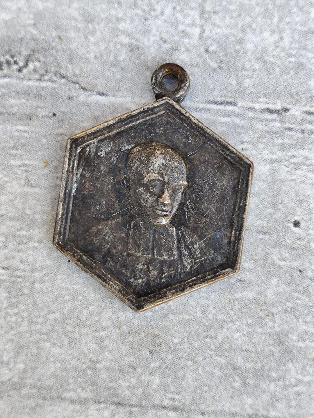 Seltene antike religiöse Medaille von Bruder Mutien Marie, Dienerin ...