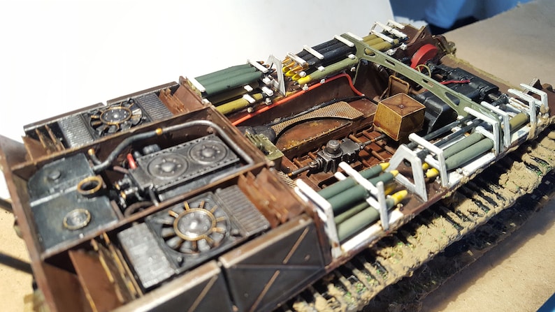 WW2 King Tiger 2 German Tank detailed Interior 1/35 Diorama Model. Allied Captured Tank at ...