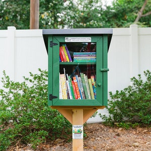 LITTLE FREE LIBRARY® Post and Topper Kit, Amish Crafted, Support the ...