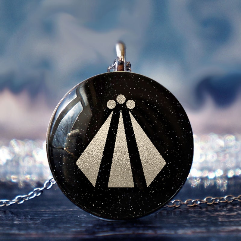 Awen Pendant - Etsy