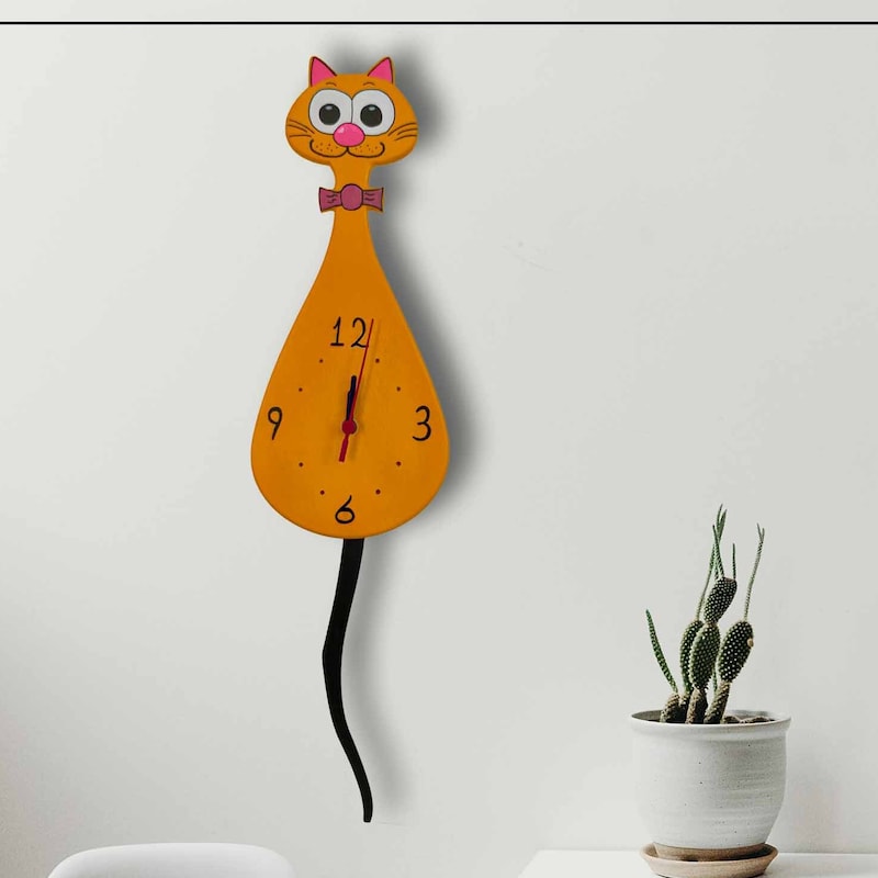 Cat Swinging Tail Clock - Etsy