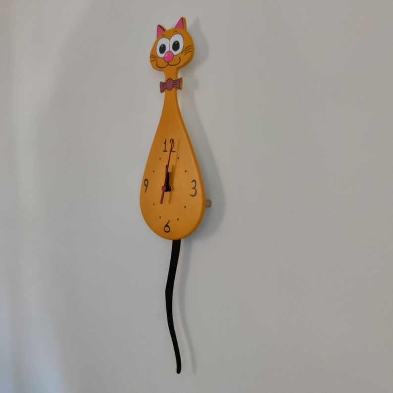 3D Swinging Pendulum Yellow Wooden Cat Clock - Etsy