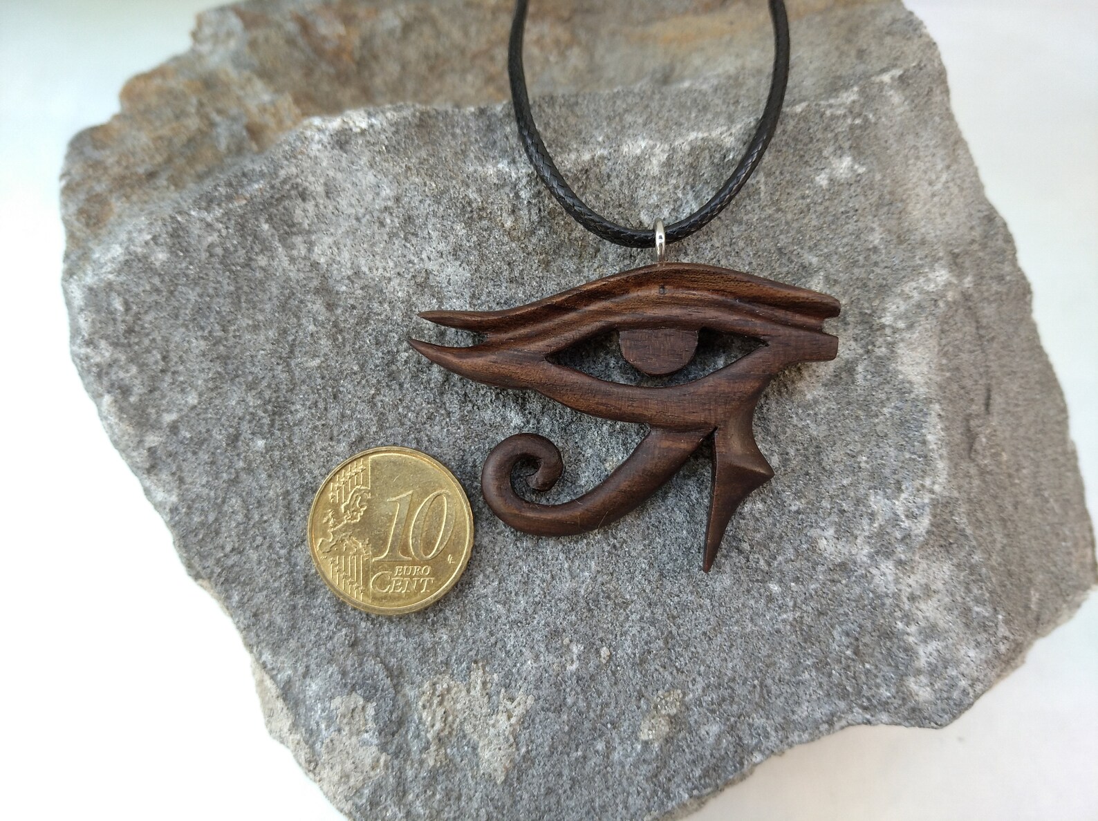Eye of Horus Wooden Pendant, Egyptian Wooden Eye of Horus Necklace ...