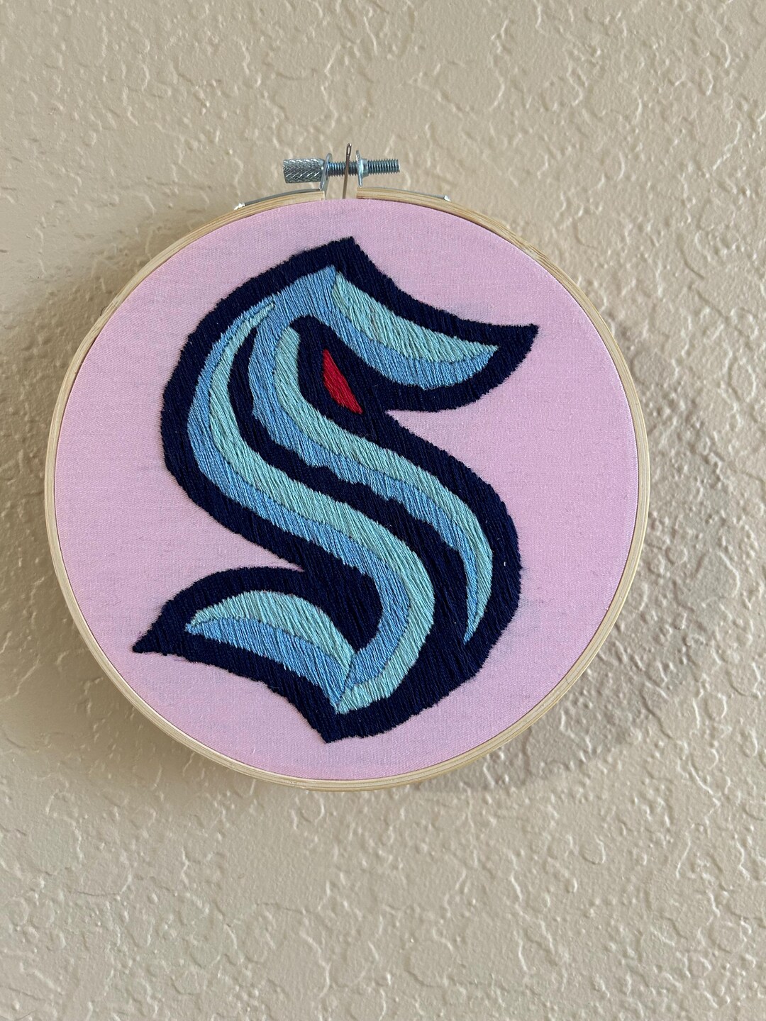 6" Team Logo - Hand Embroidered - Etsy