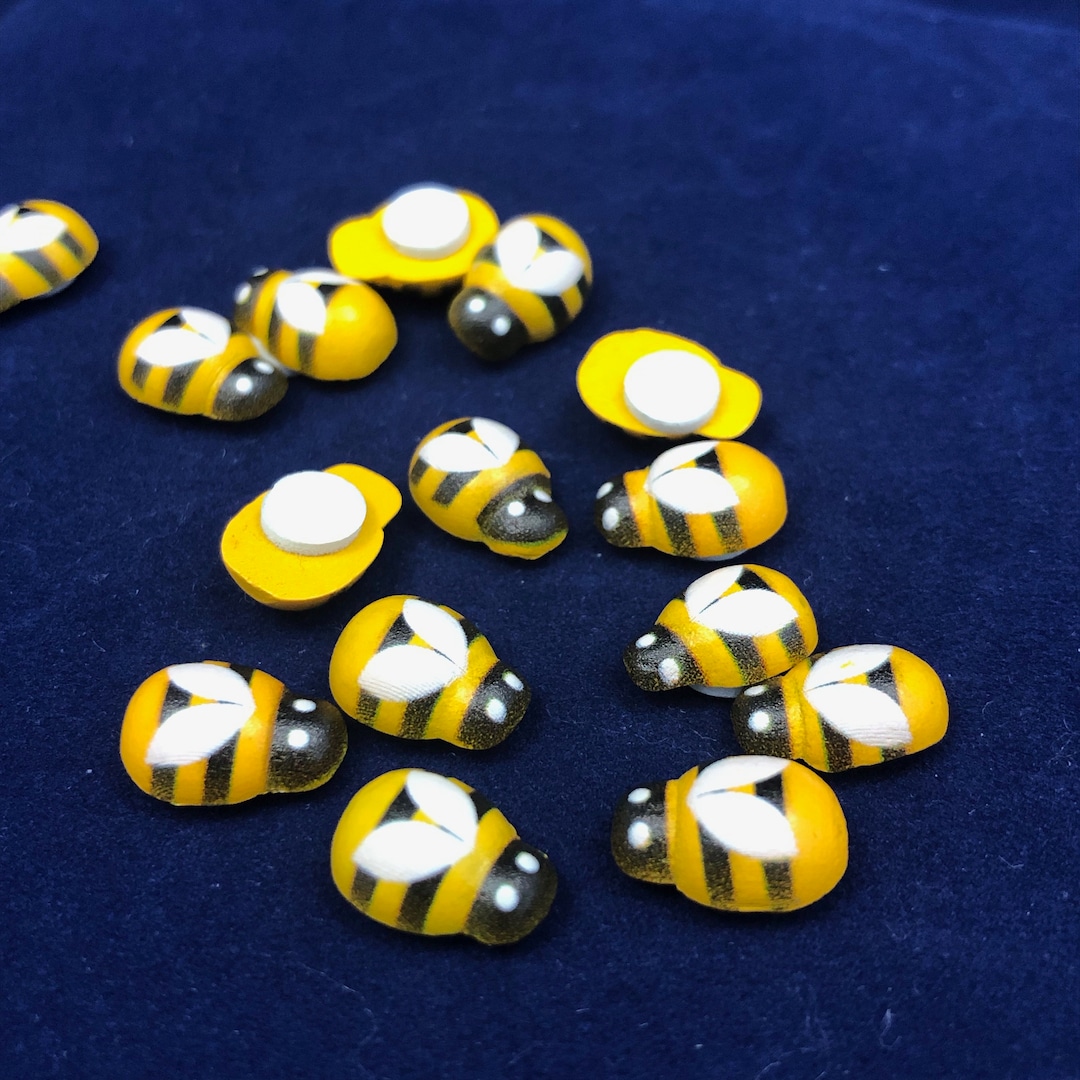 30 Tiny Painted Wooden Bee Embellishments, Self Adhesive Bumblebees ...