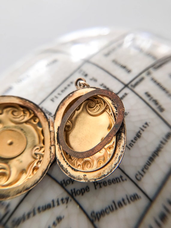 Antique Gold Filled Clear Paste Stone Photo Oval Flor… - Gem