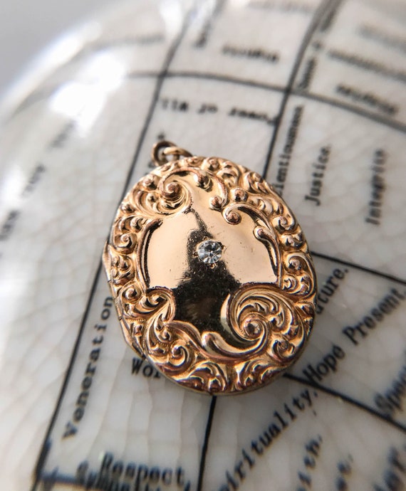 Antique Gold Filled Clear Paste Stone Photo Oval Flor… - Gem