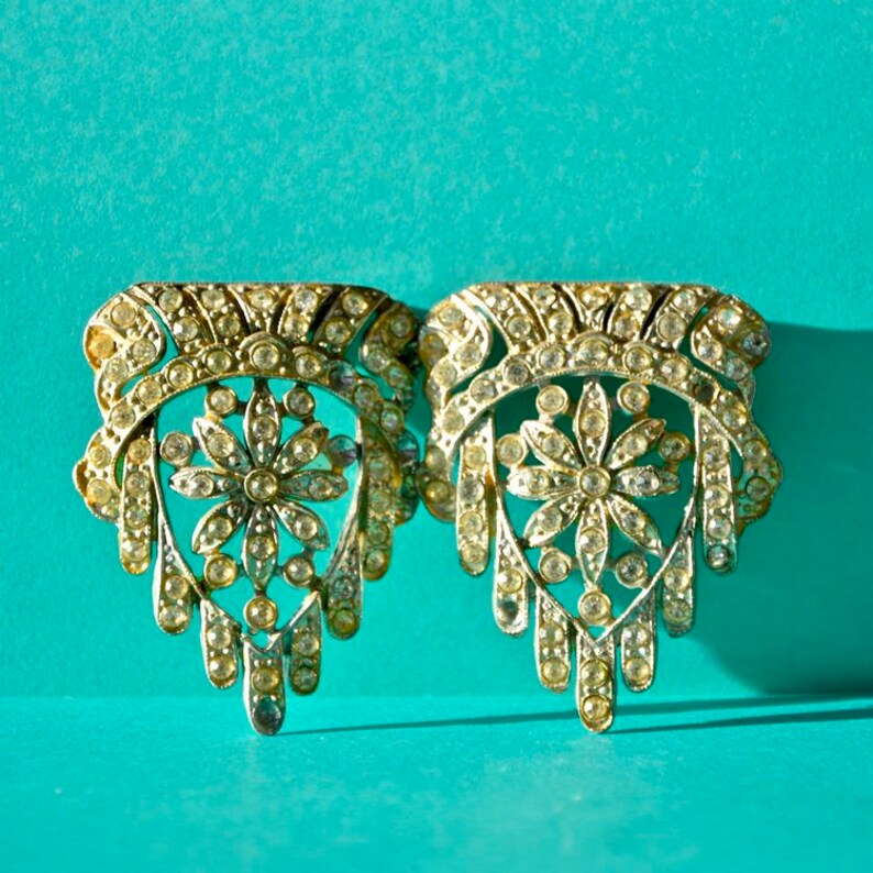 1920s/1930s Deco Rhinestone Daisy Shoe Clips - Etsy