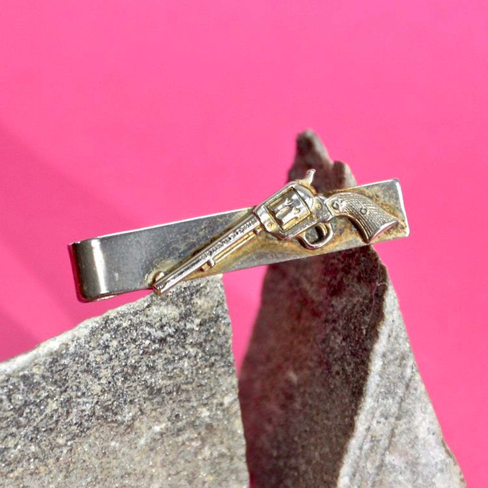 1950s/1960s Goldtone Gun Tie Clip. Western Style Colt Revolver - Etsy