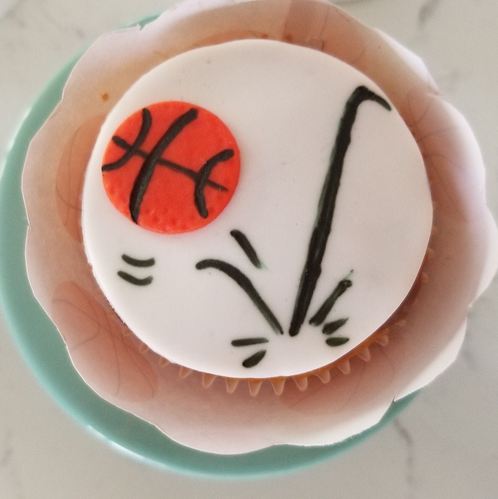 Cupcake de baloncesto Toppers - Etsy España
