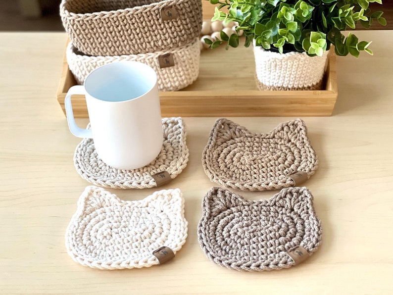 Hand-crocheted Cat Coasters: Set of 4 or 6, With or Without Holder - Etsy