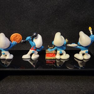 4 Activity Smurfs (phone, Artist, Bank) - Smurf Village Figurine (20020 ...