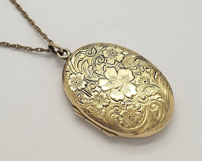 Antique J.M.F. Co Gold-filled Floral Oval Photo Locket Pendant 1-9/16 ...