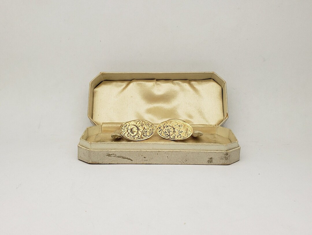 Antique Late Victorian Art Nouveau Era 10K Solid Gold Chased Floral ...