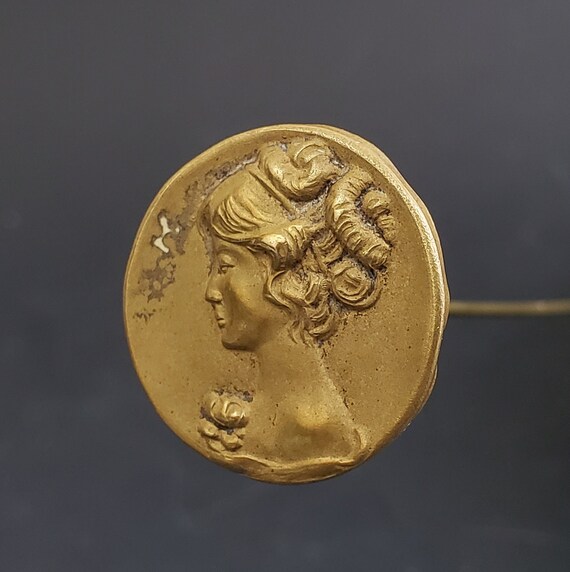 Antique Gold-Tone Repousse Victorian Lady Hatpin 7-1/… - Gem