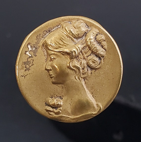 Antique Gold-Tone Repousse Victorian Lady Hatpin 7-1/… - Gem