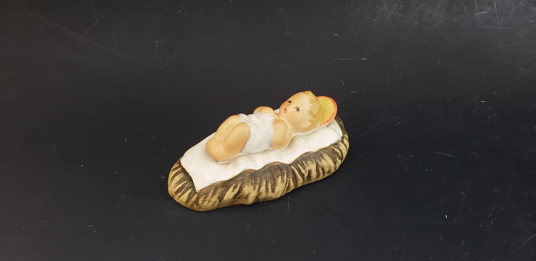 Vintage Nativity Hummel 214/A Baby Jesus in Manger 3-1/2" Long X 1-5/8 ...