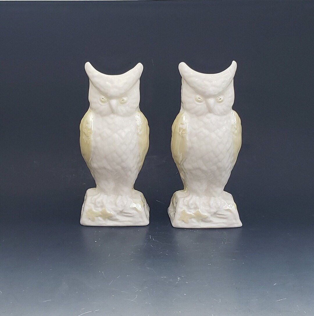 Vintage BELLEEK Fine Irish Porcelain White Owl Vase Figurines Statues 8 ...
