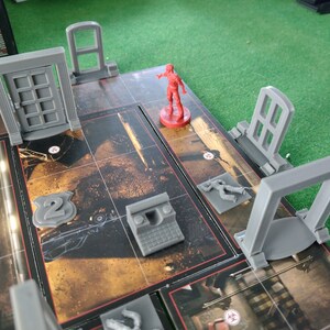 Resident Evil 3 Board Game 7x Windows and Barricades for the Siege ...