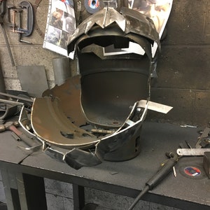 Incredible Hulk Wood Burner - Incredible Hulk - Fire Pit - Marvel ...