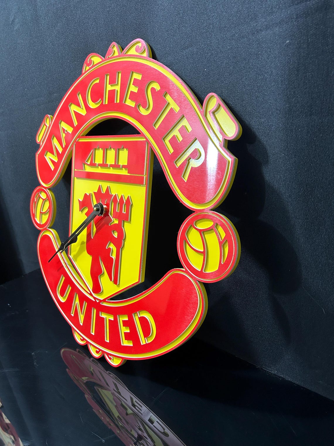 Wall Clock Manchester United - Etsy