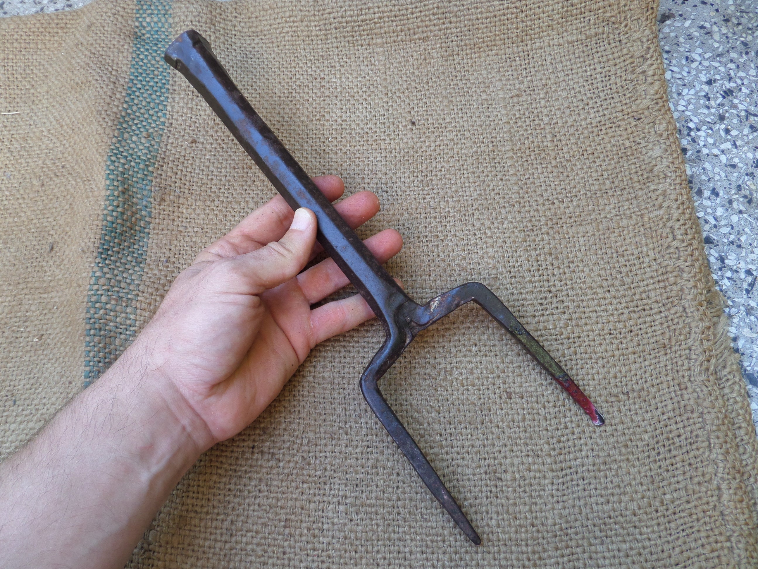 Antique Vintage Scythe Sickle Sharpening Peening Anvil Blacksmith Hand ...