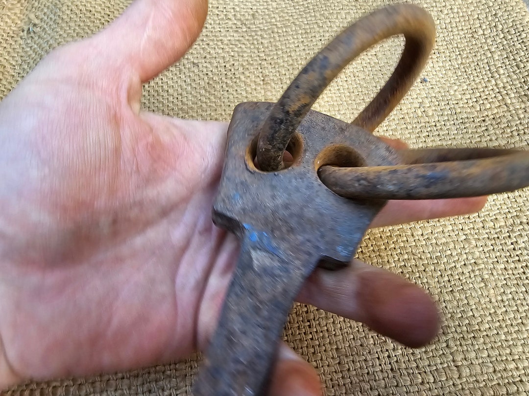 Vintage Antique Horse Tie Hitching Post Spike Rings - Etsy