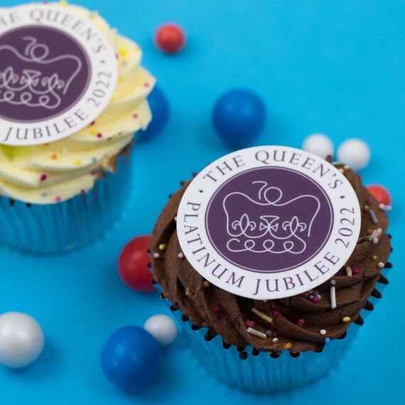 0002 The Queen's Platinum Jubilee 2022 8 Icing Sheet Cake Topper Paper ...