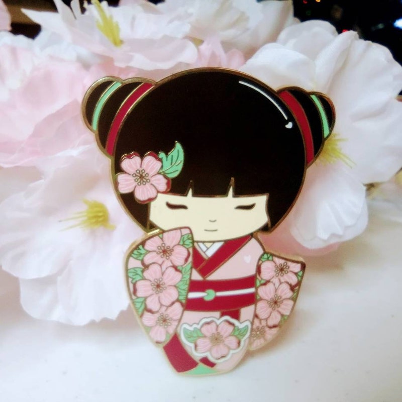 Japanese Enamel Pin - Etsy