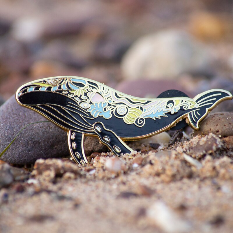 Whale Enamel Pin - Etsy