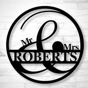 Personalized Name Sign, Mr and Mrs Sign, Couples Name Sign Circle, Mr ...