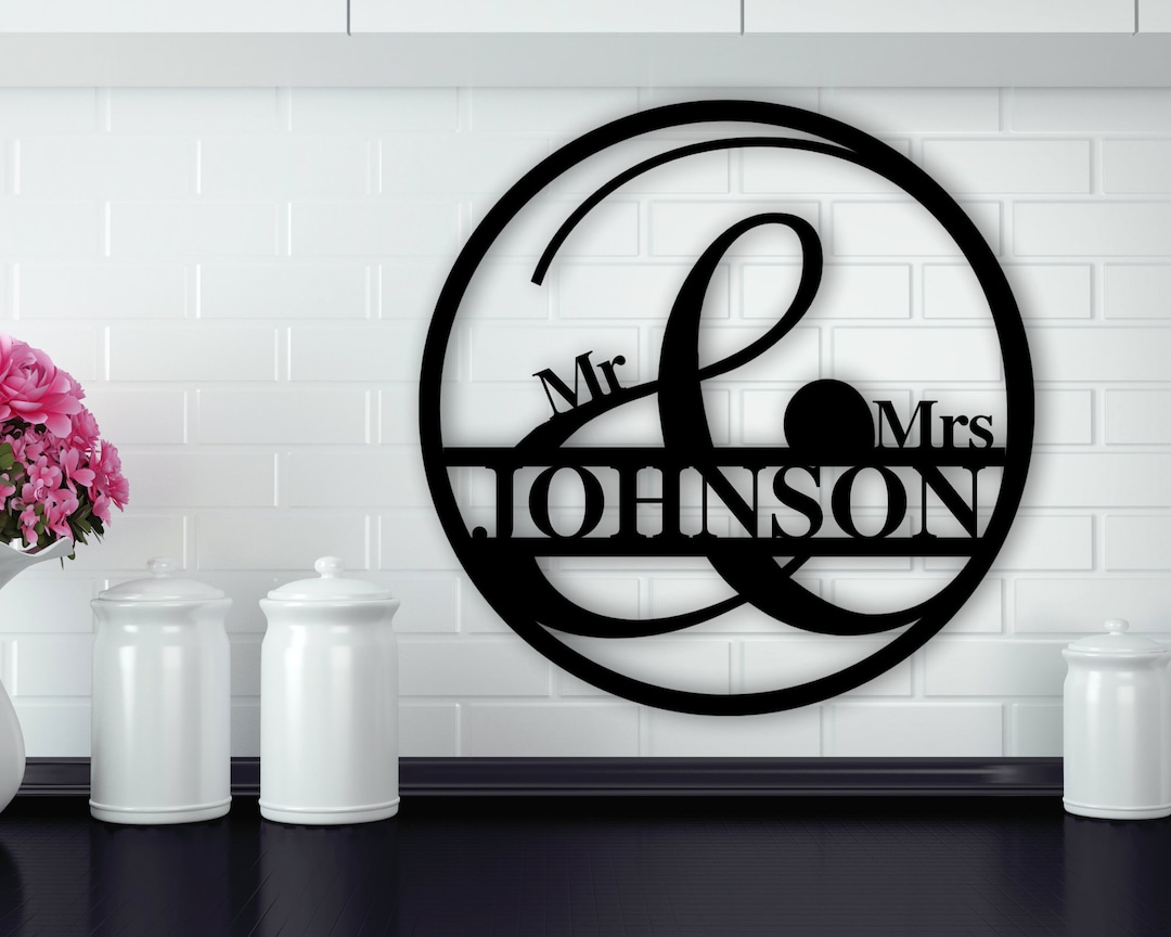 Personalized Name Sign, Mr and Mrs Sign, Couples Name Sign Circle, Mr ...