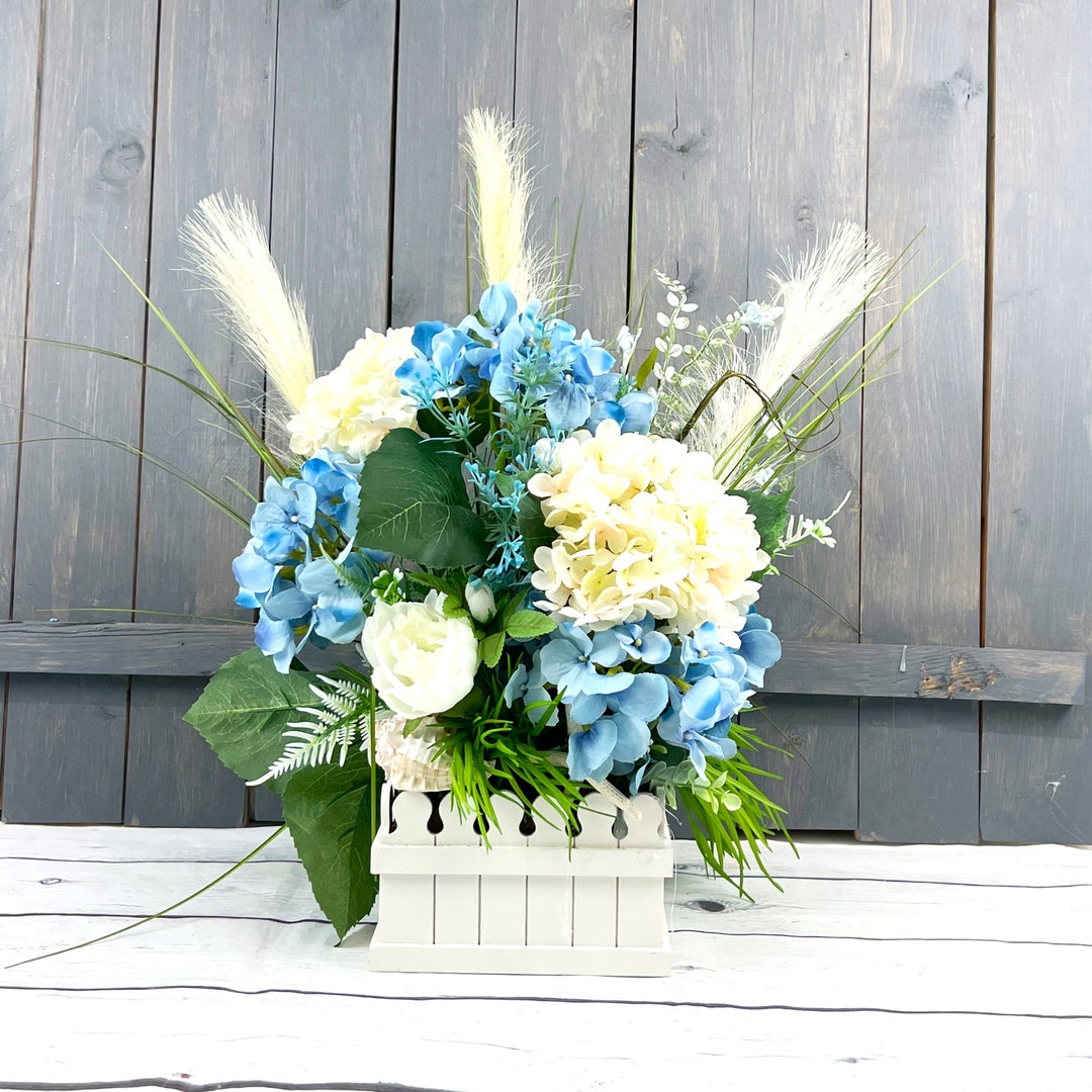 Coastal Centerpiece, Centerpiece for Beach House, Coastal Table Decor ...