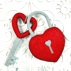Bling Heart Lock and Key Valentine's Day Wreath Embellishment, Heart ...