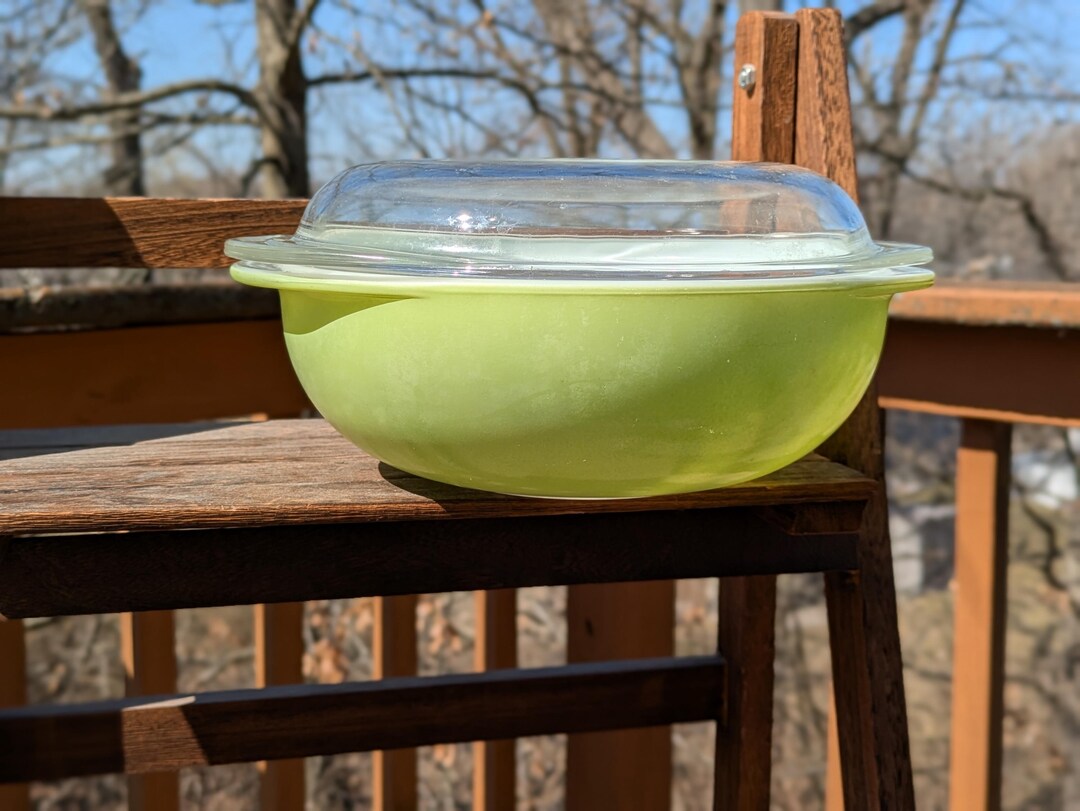 Vintage Lime Green Pyrex Mixing Bowl 024 With Lid - Etsy