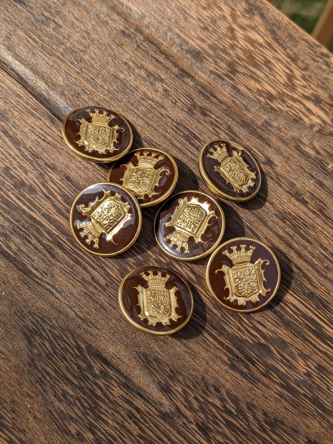 Vintage Gold Crest Fashion Buttons - Etsy