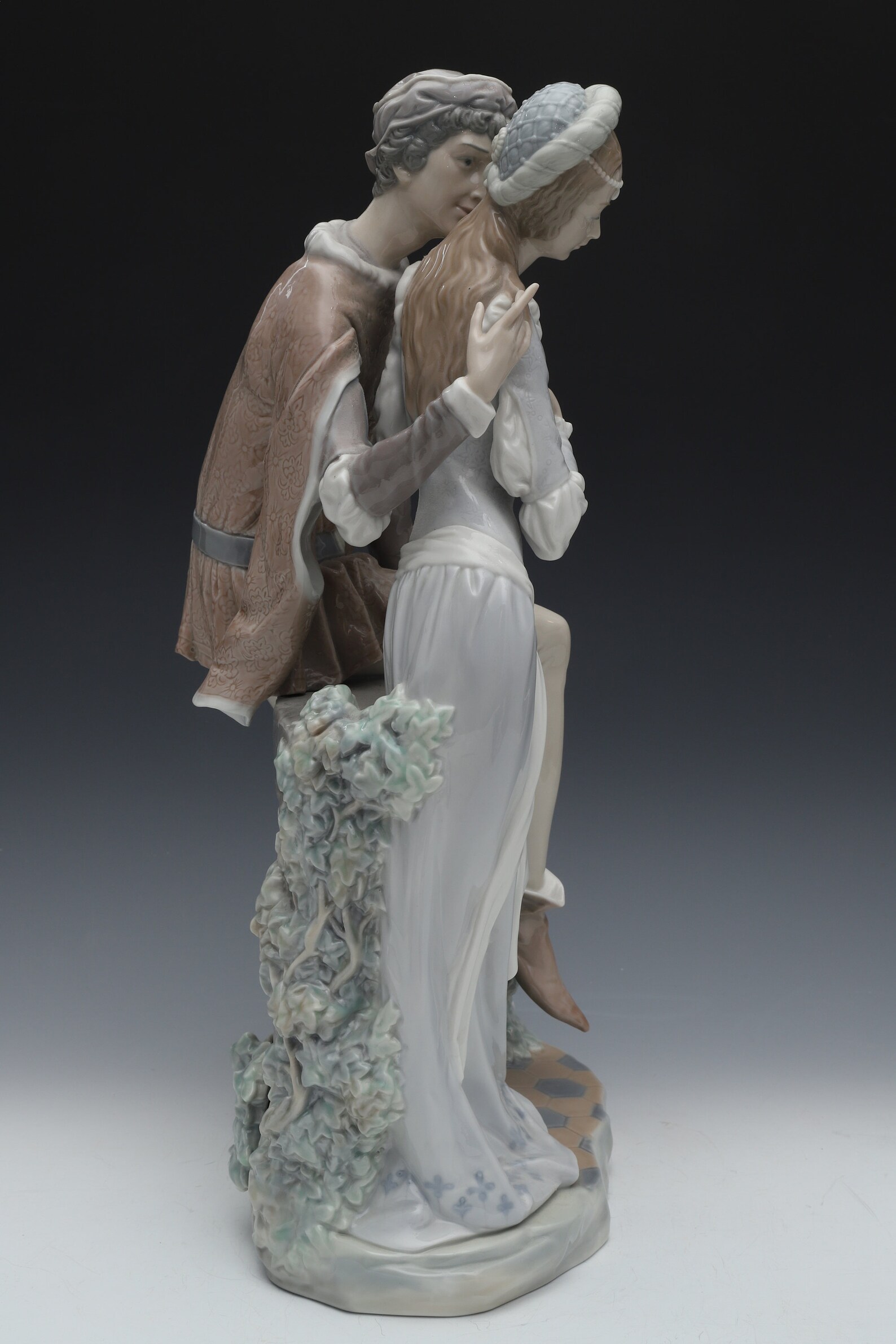 Lladro Lovers From Verona Porcelain Figurine 1250 - Etsy