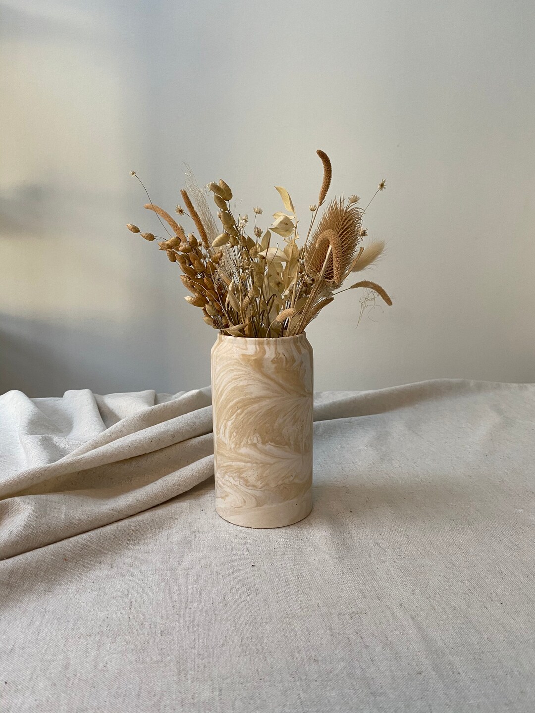 Ériu Jesmonite Vase Fawn - Etsy