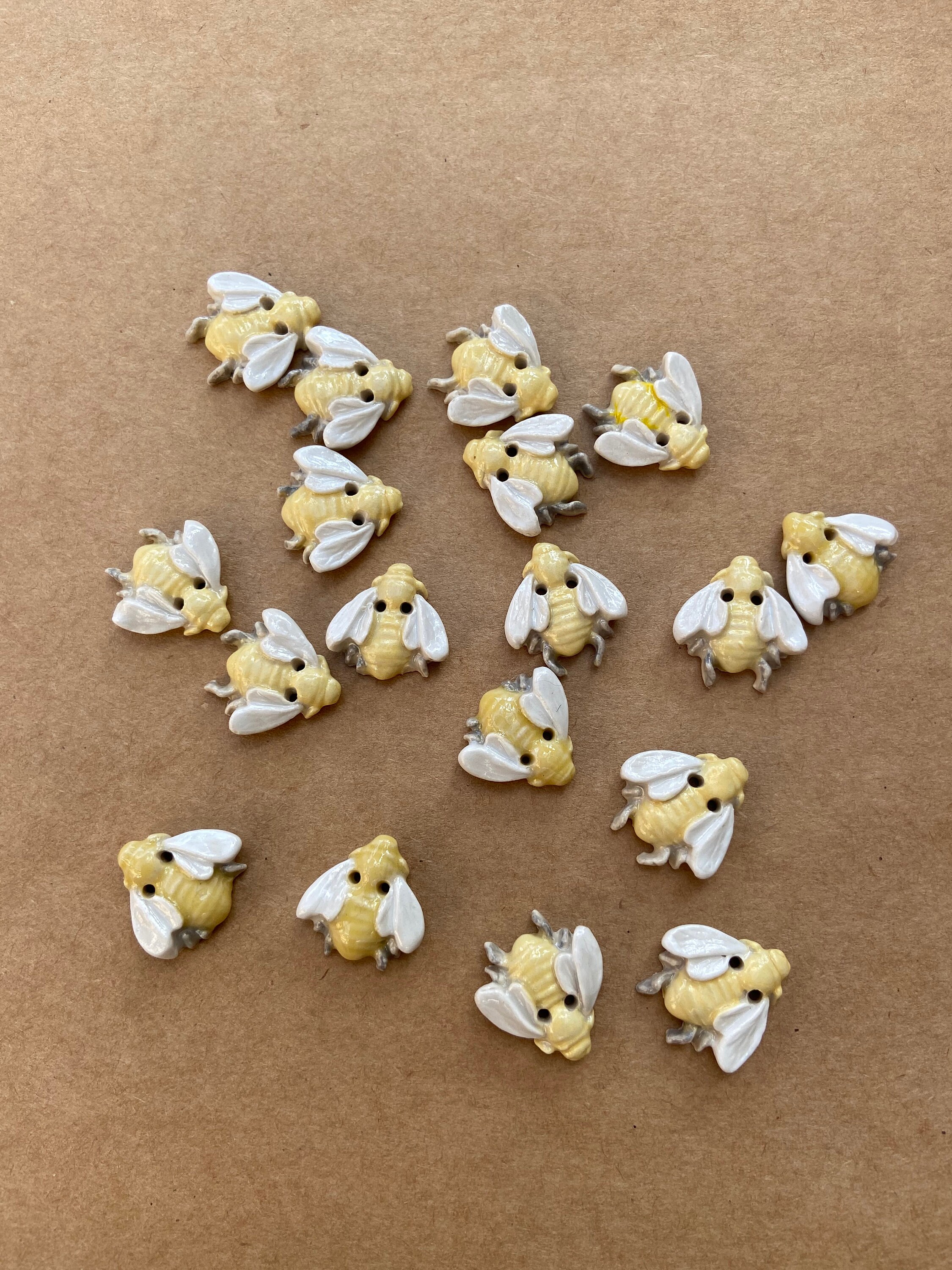 Botones, Handmande Ceramic Bumble Bee Buttons - Etsy España