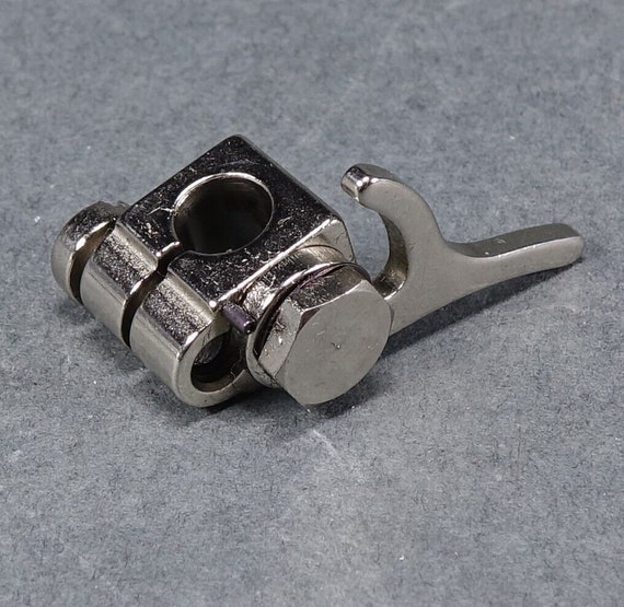 OEM Bernina 830 Sewing Machine Part - PART 10 - Gem