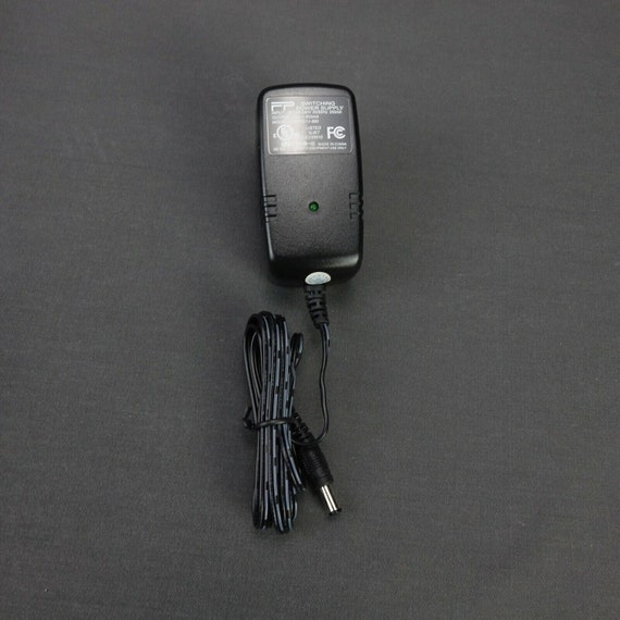 Rotel Audio RHB 200 Keypad Connecting Hub Box (No key… - Gem