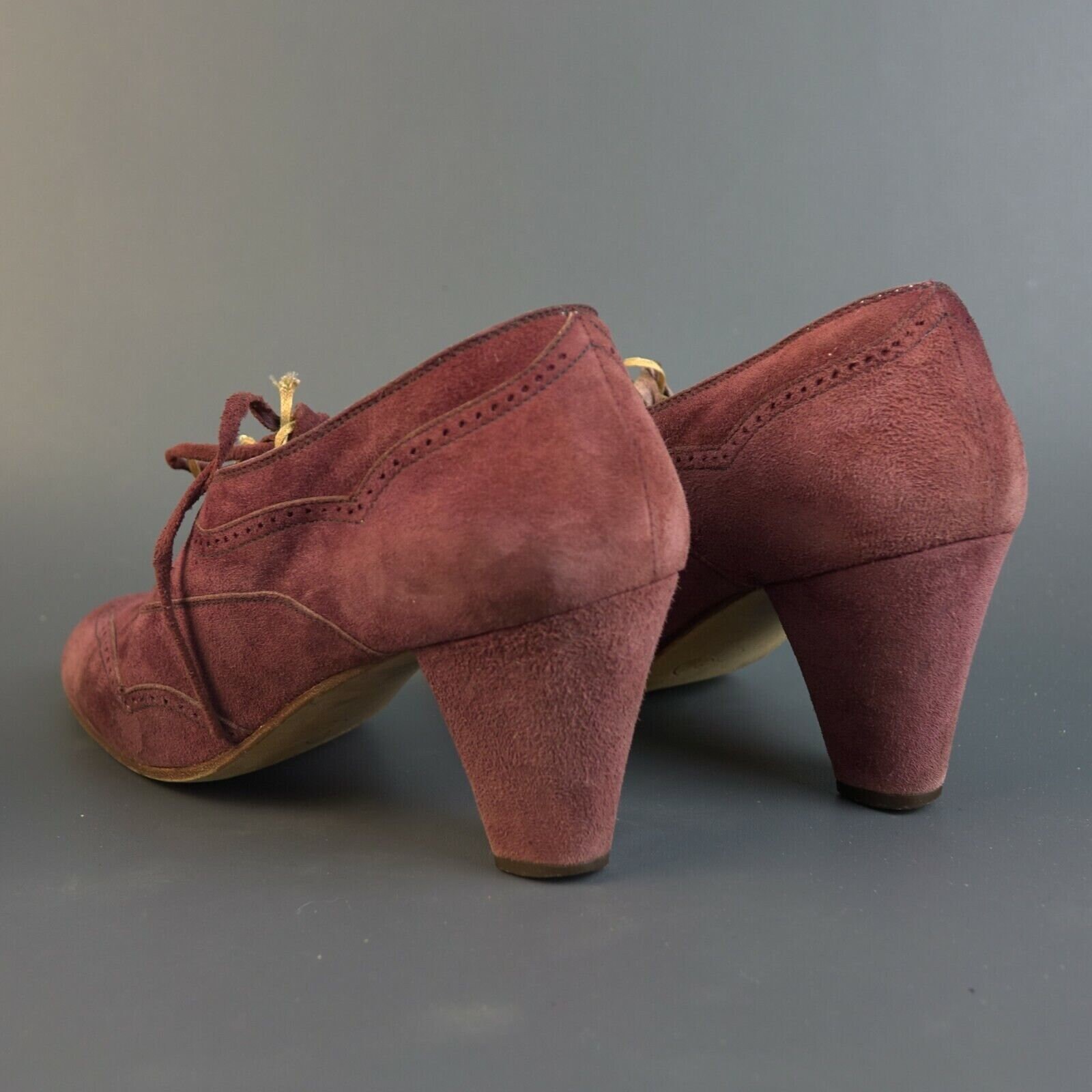 CHRISTIAN AUJARD Suede Purple Wine Women's Oxford Heels Size 6 W/ Box ...