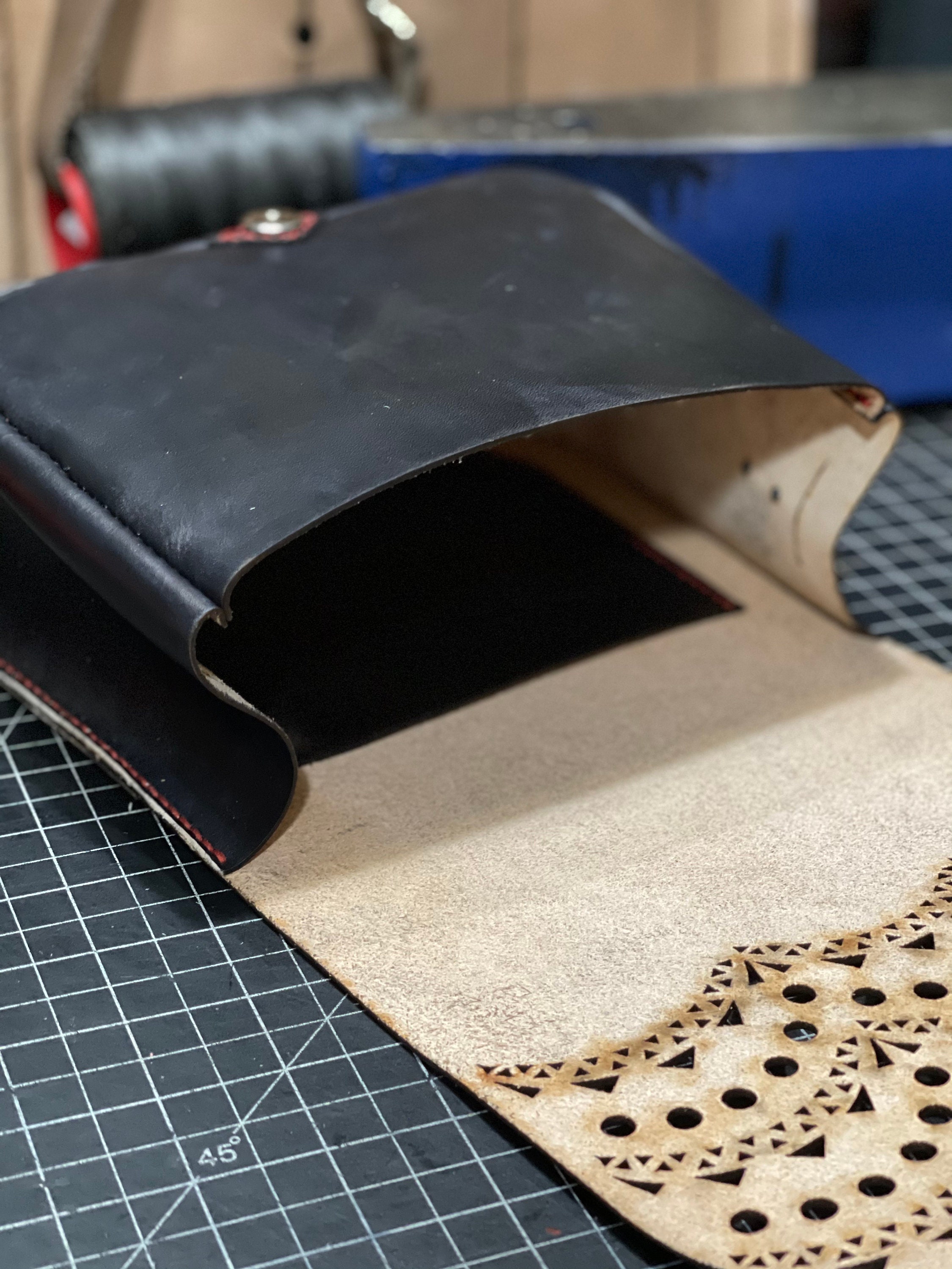 DIY Small Leather Lasered Geometric Purse in PDF and SVG Formats for ...