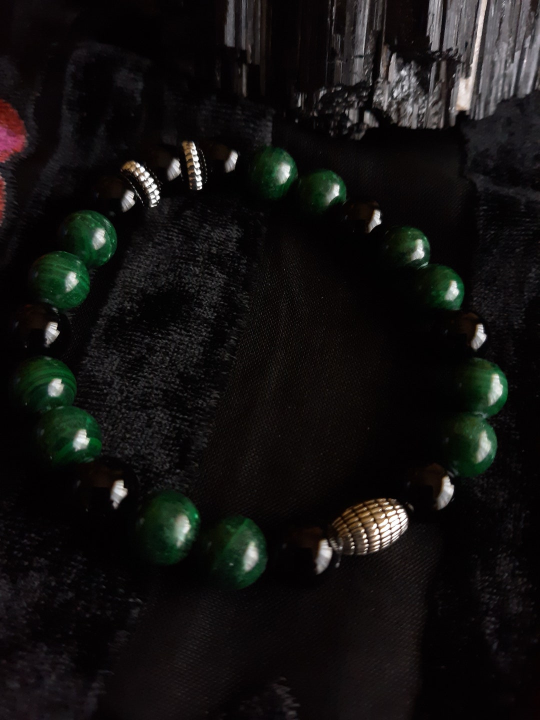Stretchy Elegance: Malachite and Black Agate Bracelet With Silver ...