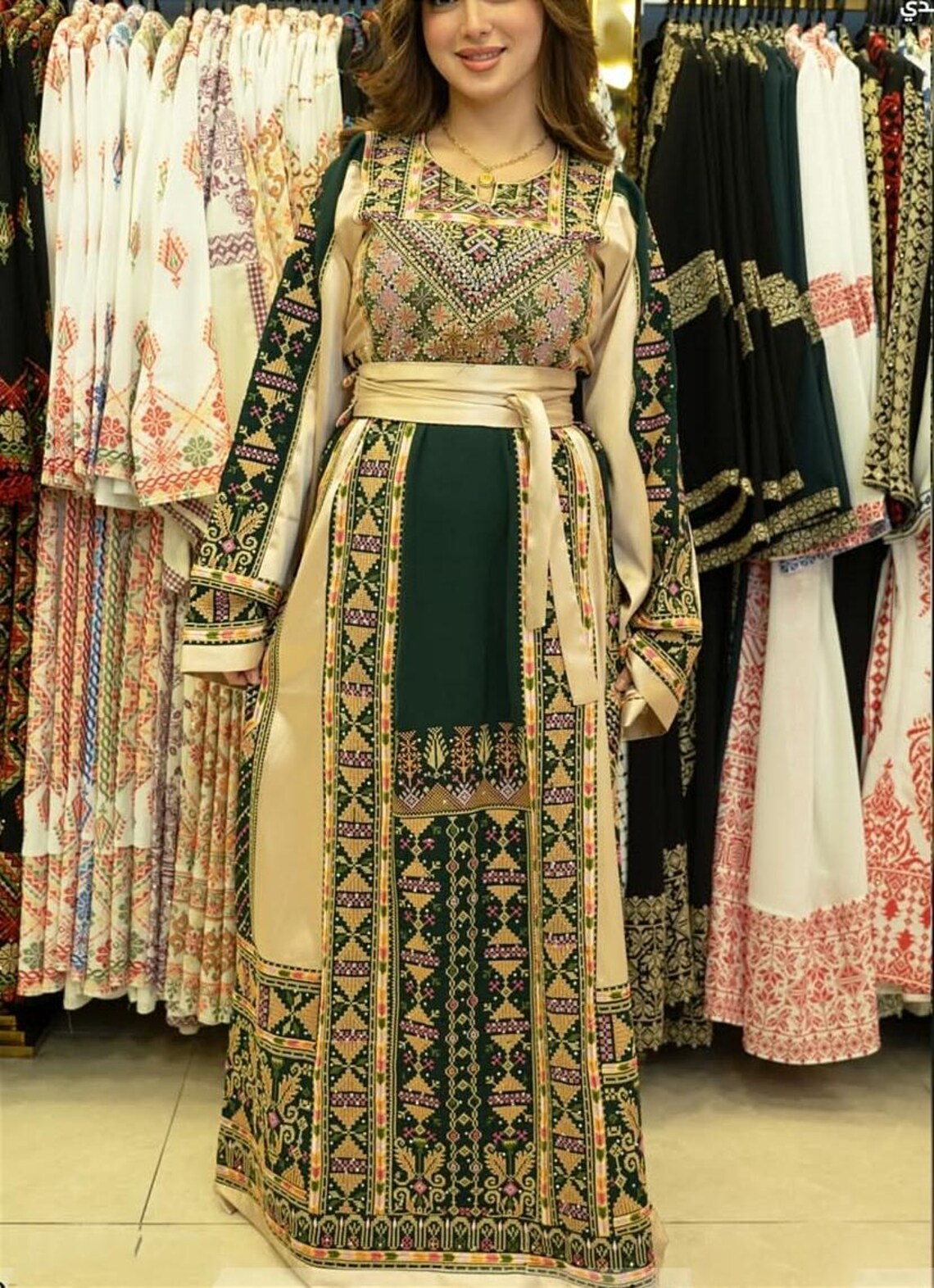 Hand-embroidered Palestinian Thobe Dress With Long Sleeves Intricately ...