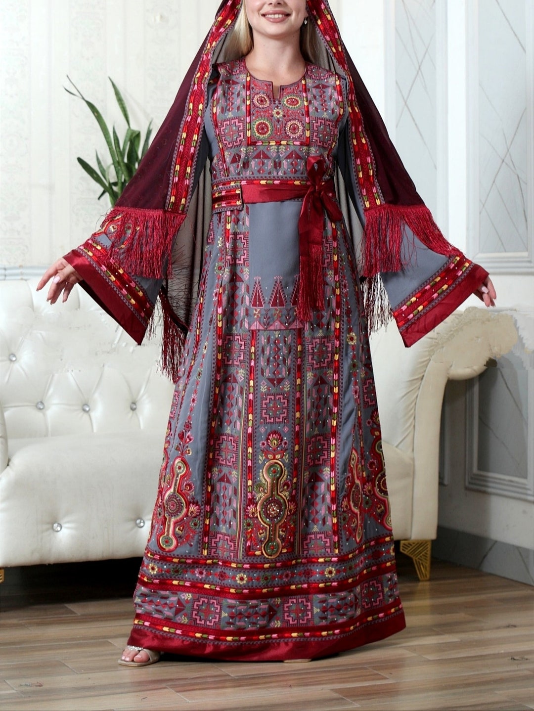 Embroidered Palestinian Dress, Kaftans Embroidered With Long Sleeves ...
