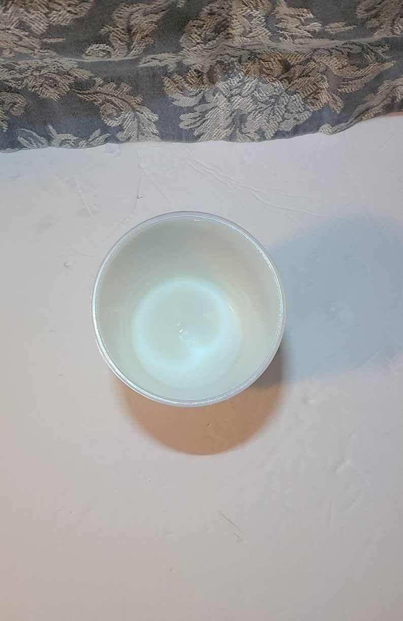 Vintage White Milk Glass Vase Centerpiece Vintage White Milk - Etsy