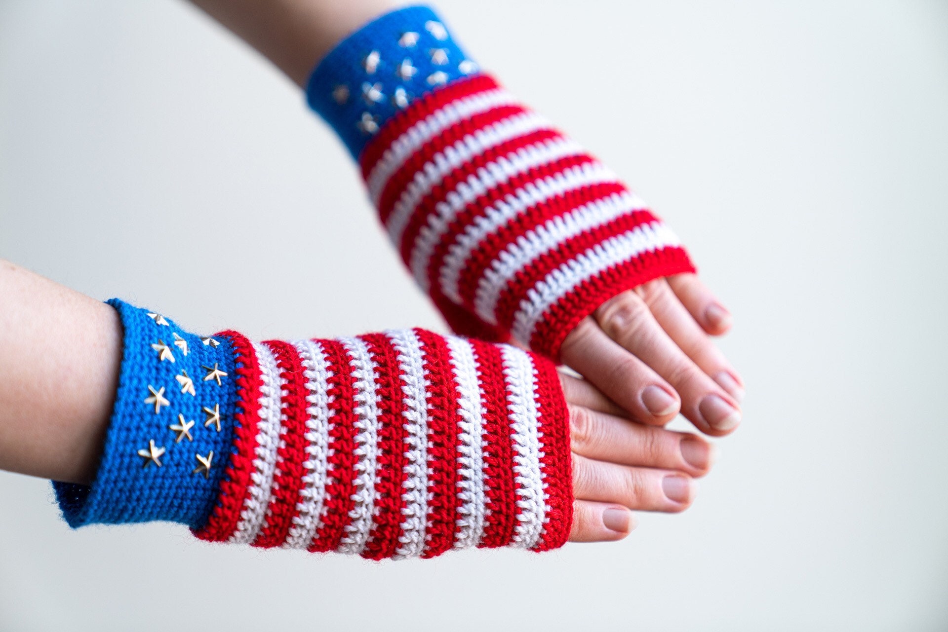 American Style Mittens, Crochet Mittens, Striped Mittens, Red and White ...