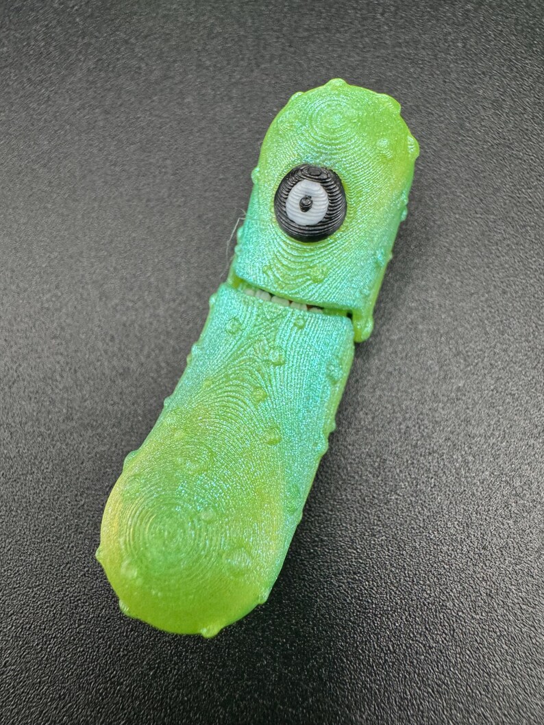 Set of 3D Printed Articulated Pickles With Storage Jar, Fidget Toys ...